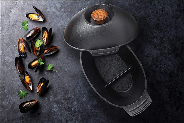 Outset Mussel Pot (Cast Iron) - 2 Quart – The Seasoned Gourmet
